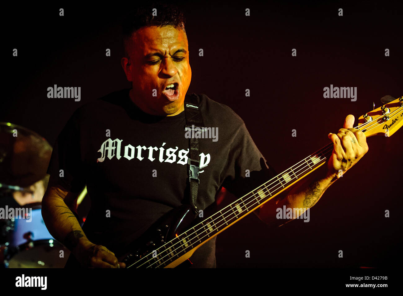 Deftones bassist hi-res stock photography and images - Alamy