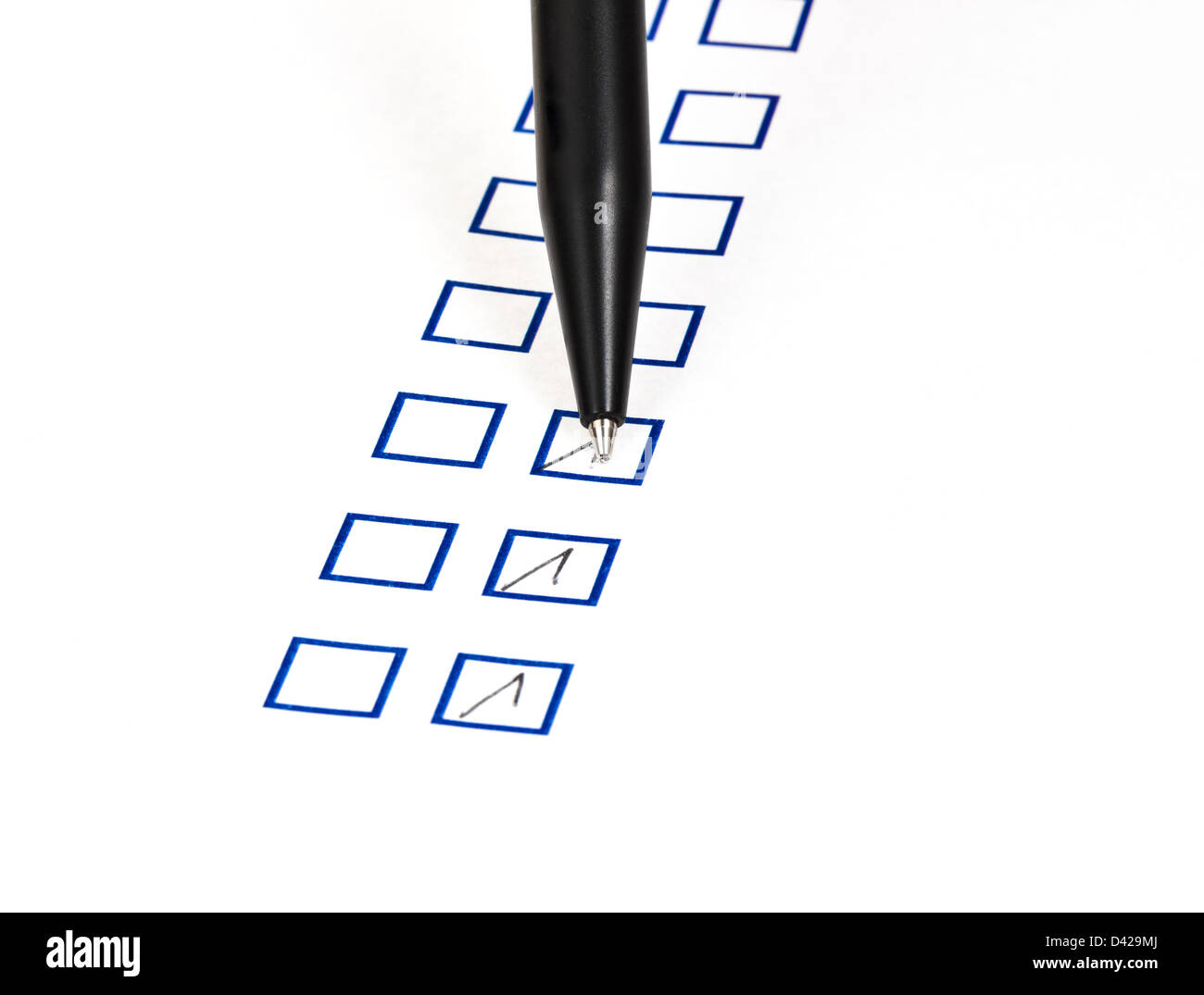 Blue tick verification hi-res stock photography and images - Alamy