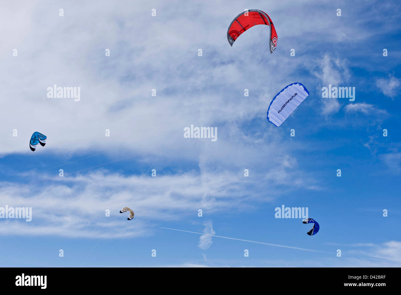 Cloudy sky objects hi-res stock photography and images - Alamy