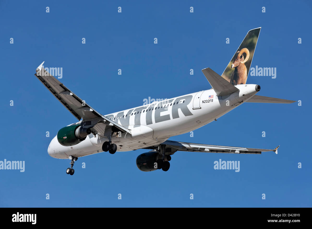 Airbus A320 of Frontier Airways on final approach Stock Photo - Alamy