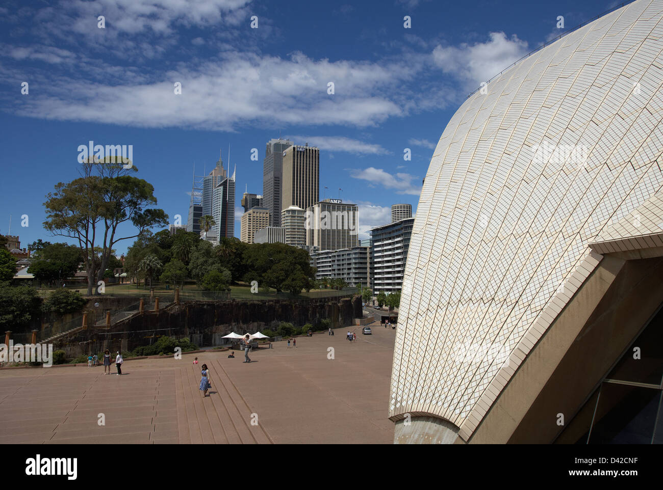 Bennelong point buildings hi-res stock photography and images - Alamy