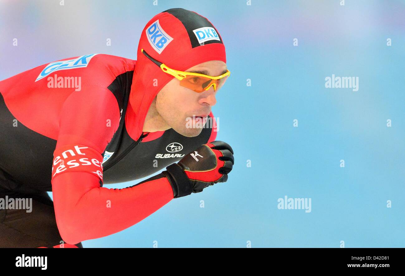 The German speed skater Samuel Schwarz starts for 1000 m at the Ice ...