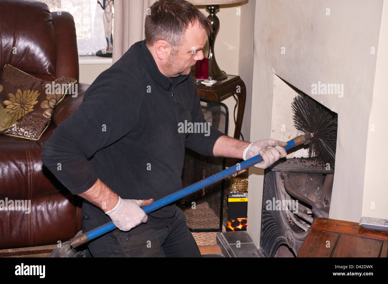 Chimney sweep hi-res stock photography and images - Alamy