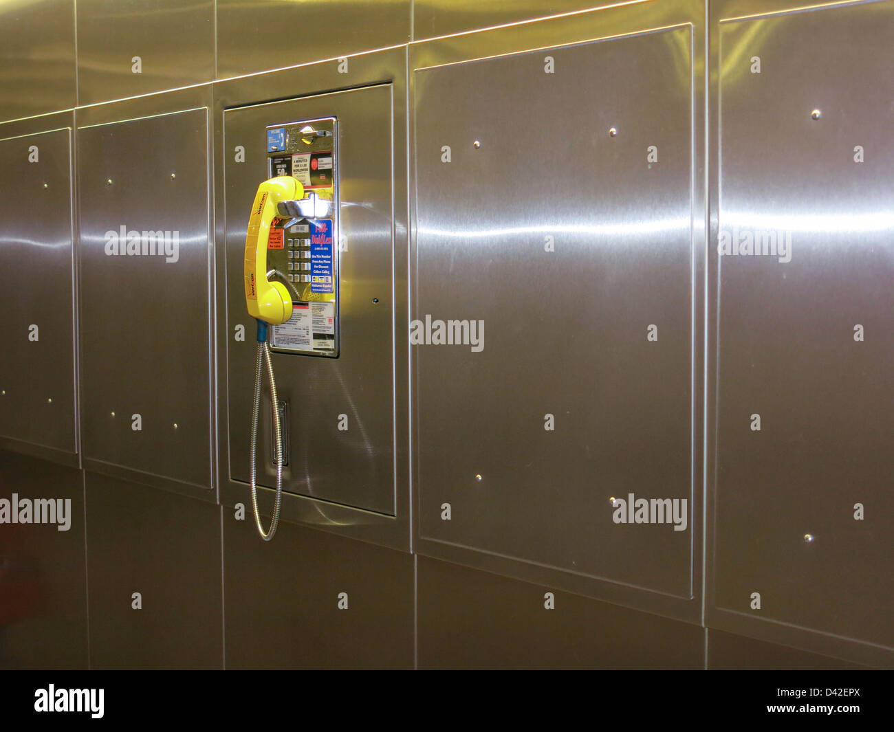 Pay phone wall hi-res stock photography and images - Alamy