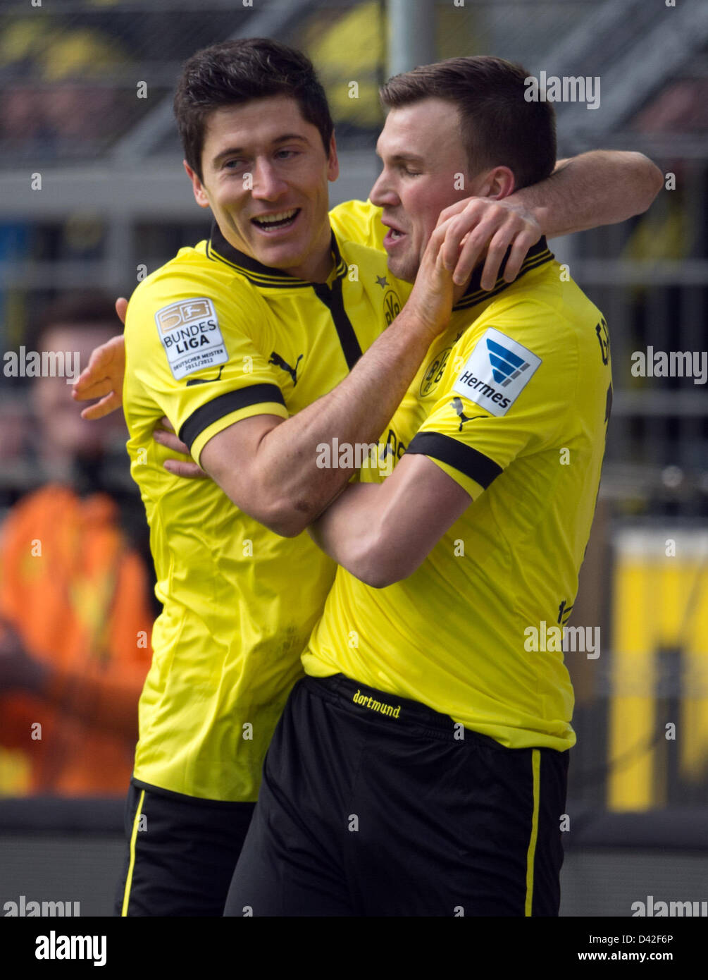 Dortmund's Robert Lewandowski and Kevin Großkreutz celebrate the 1:0 by ...