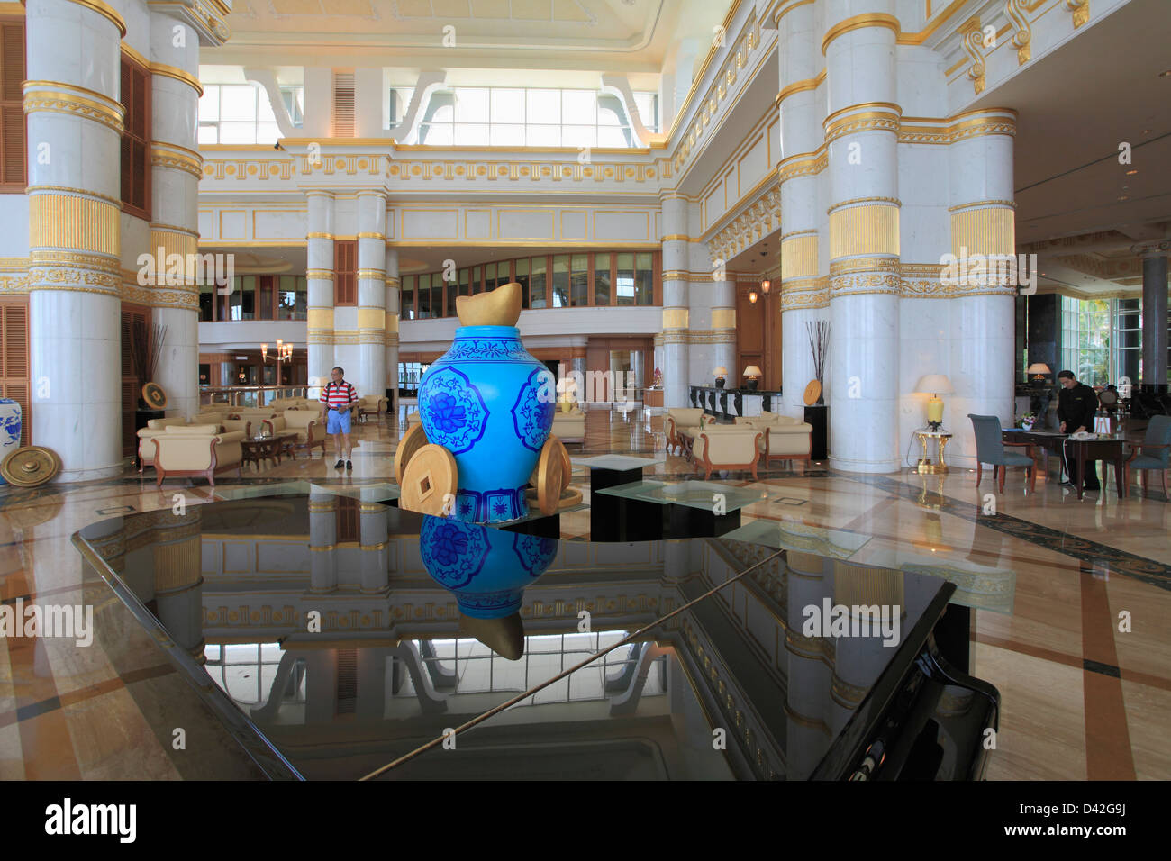 Brunei, Bandar Seri Begawan, Empire Hotel & Country Club Stock Photo ...