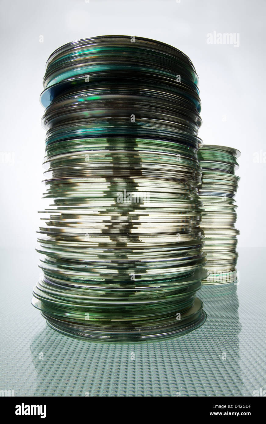 Stack music cds hi-res stock photography and images - Alamy