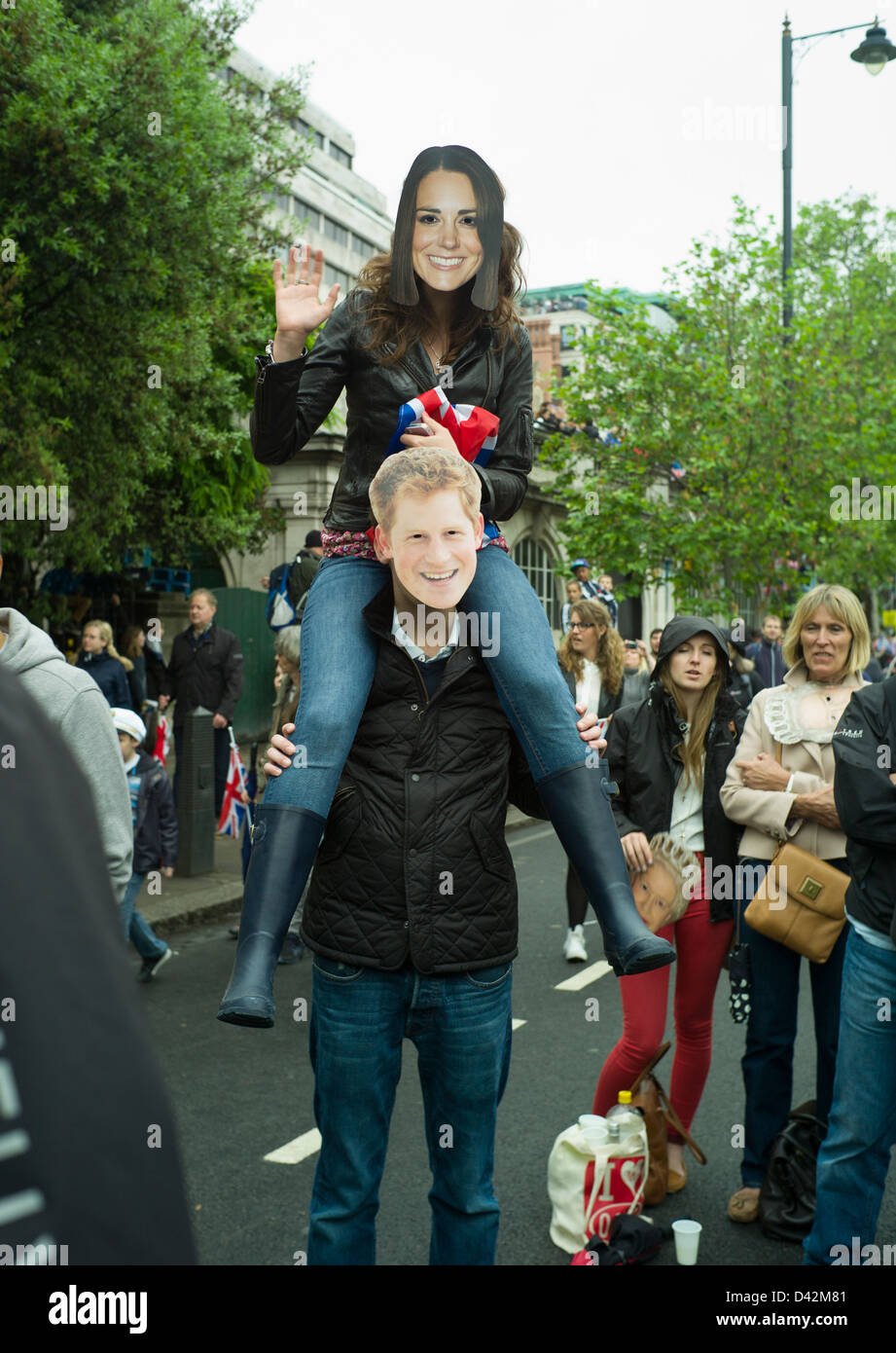 Pageant queens hi-res stock photography and images - Alamy