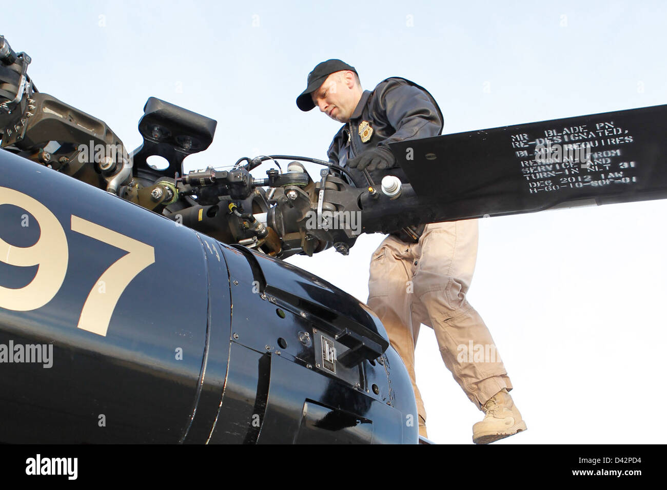 Arizona CBP conducts border patrol operations with aerial surveillance ...