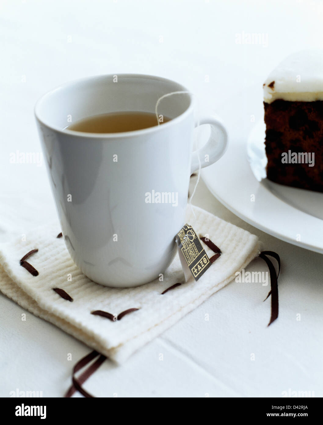 White coasters hi-res stock photography and images - Alamy