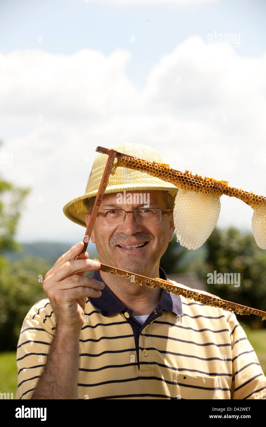 German beekeepers association hi-res stock photography and images - Alamy
