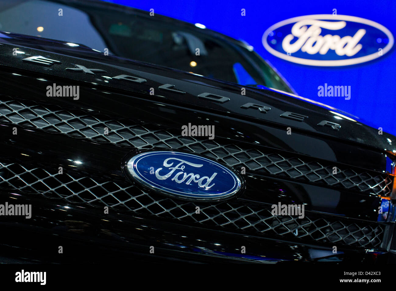 Ford Explorer Logo High Resolution Stock Photography and Images - Alamy