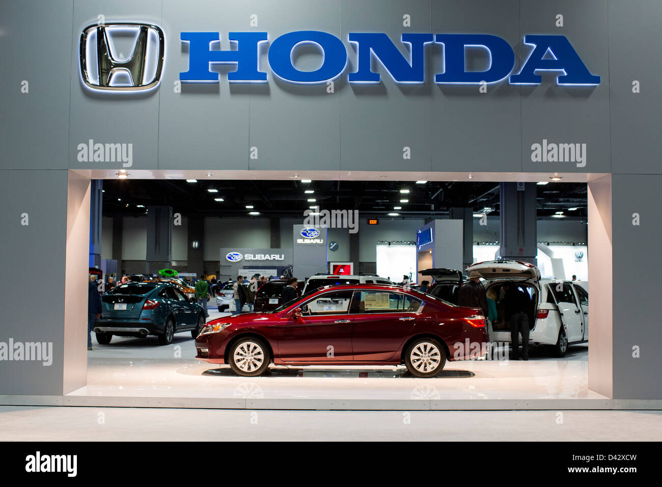 2013 Honda vehicles on display at the 2013 Washington, DC Auto Show ...