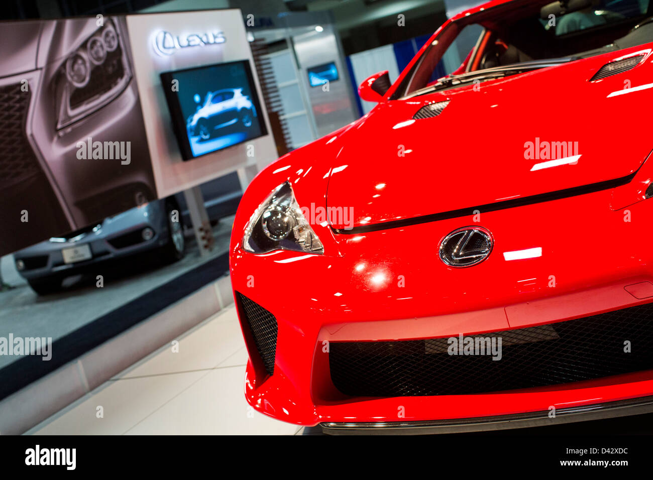 A Lexus LFA super car on display at the 2013 Washington, DC Auto Show ...