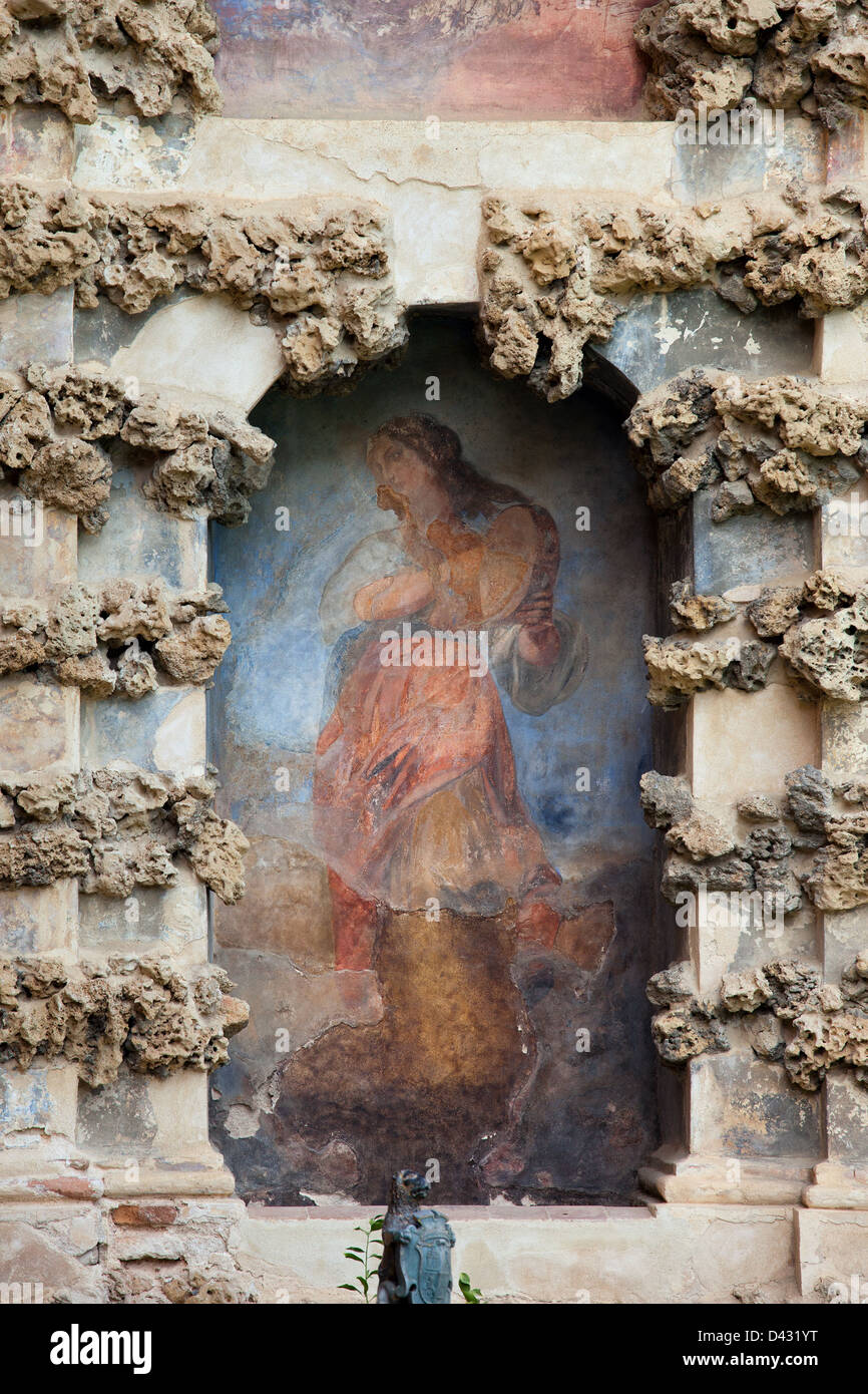 Old niche fresco of the Grotesque Gallery (Galeria del Grutesco) in ...