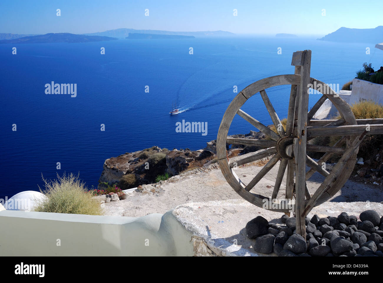 Landscape with caldera from Oia village, Santorini Stock Photo - Alamy