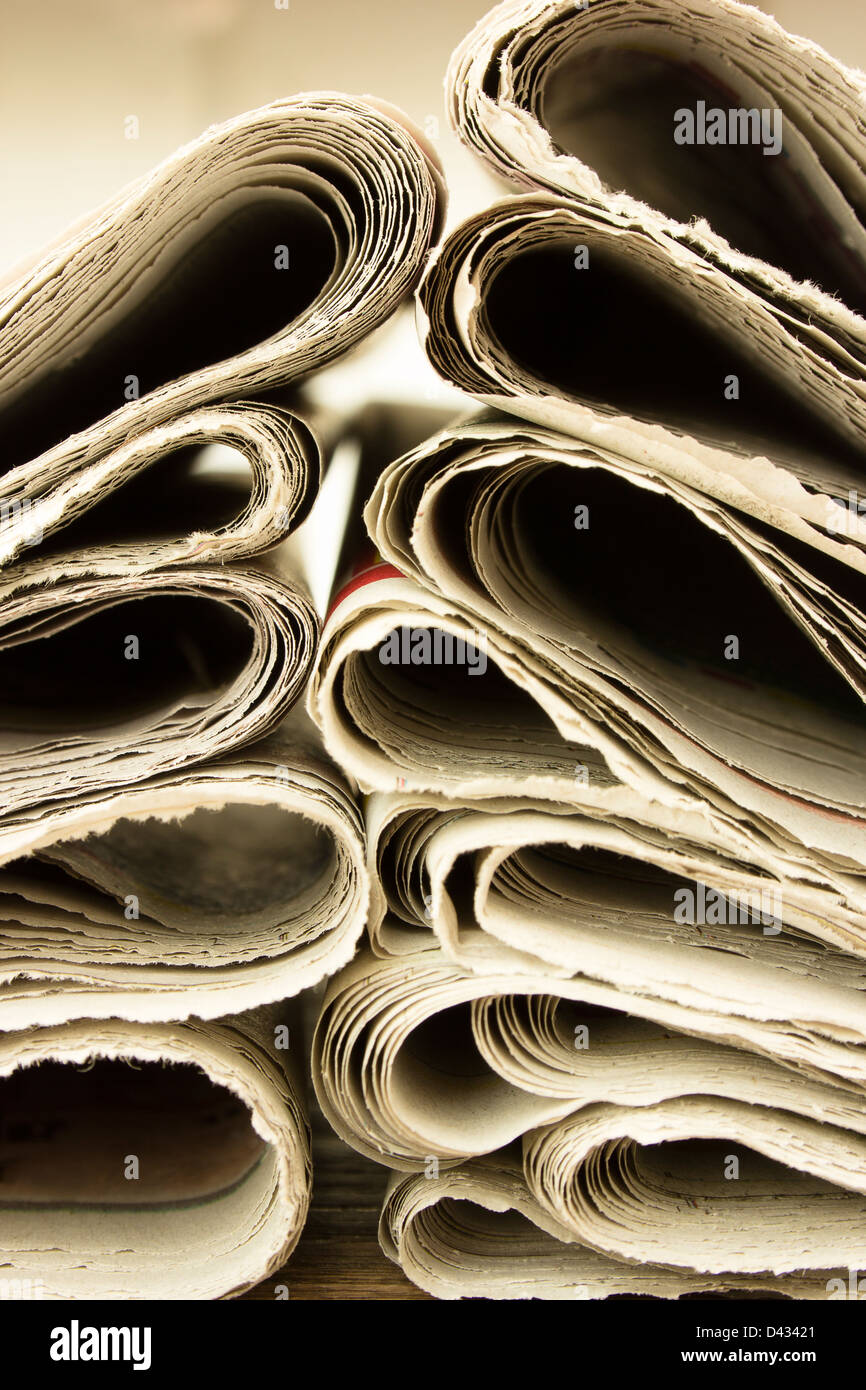 Pile of newspaper hi-res stock photography and images - Alamy