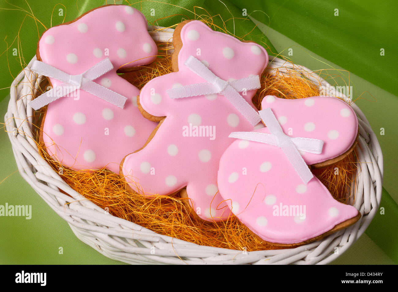 Cookie decorating hi-res stock photography and images - Alamy
