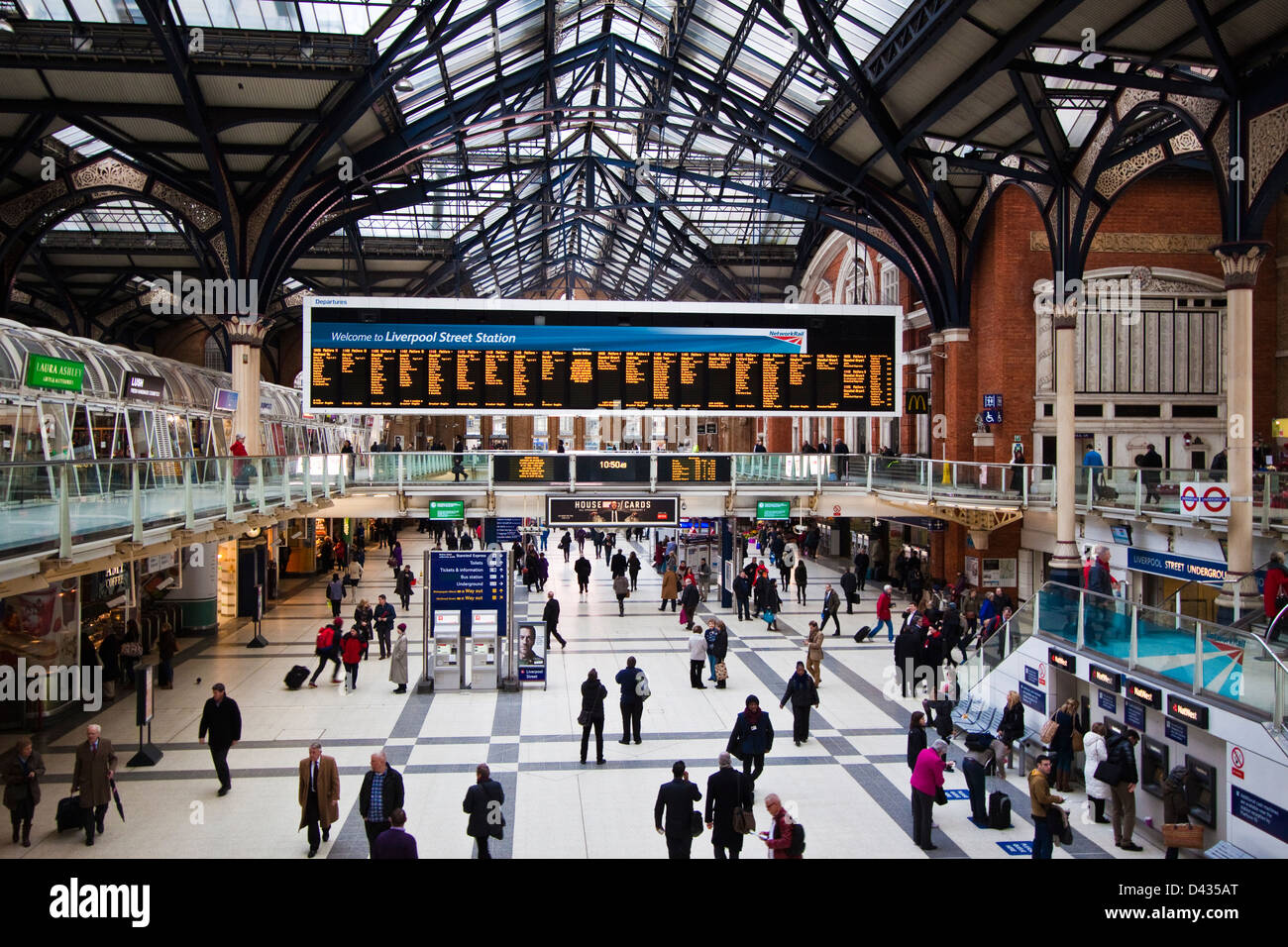 Liverpool street station Stock Photo - Alamy