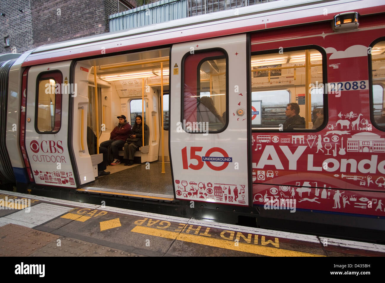 Underground carriage hi-res stock photography and images - Alamy