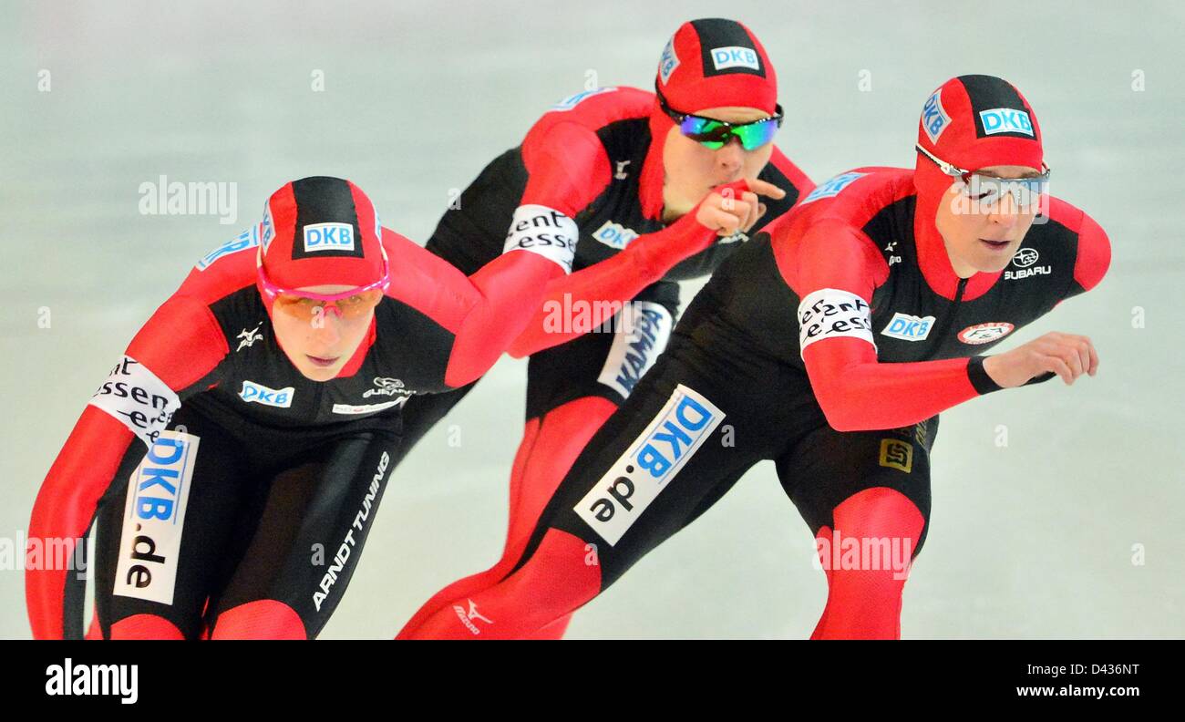 German speed skaters Claudia Pechstein (R-L), Stephanie Beckert and ...