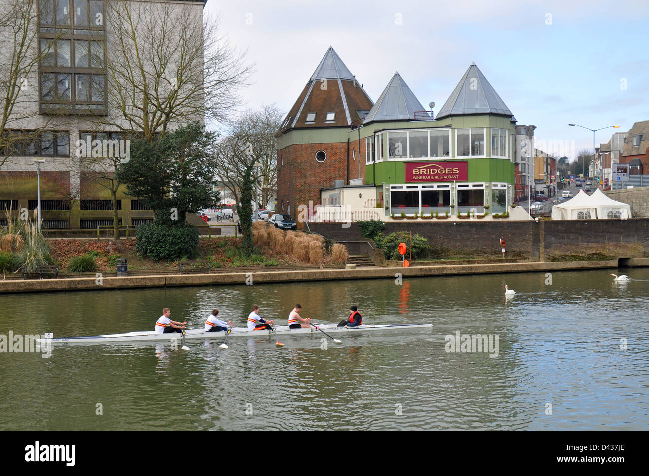 The river Medway in Maidstone centre Stock Photo - Alamy