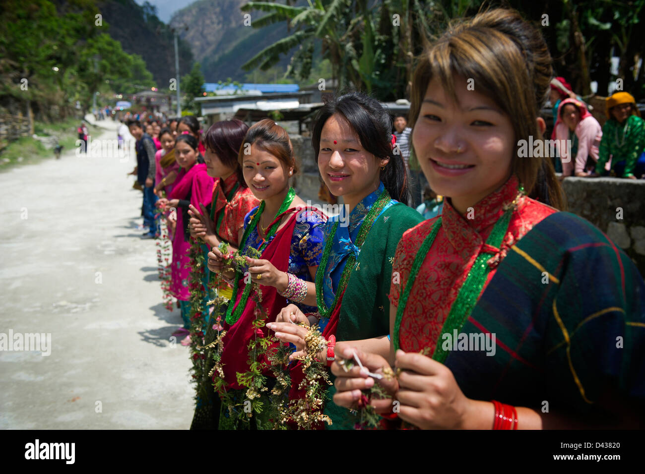 Nepalese villagers welcoming visitors to their village Stock Photo - Alamy