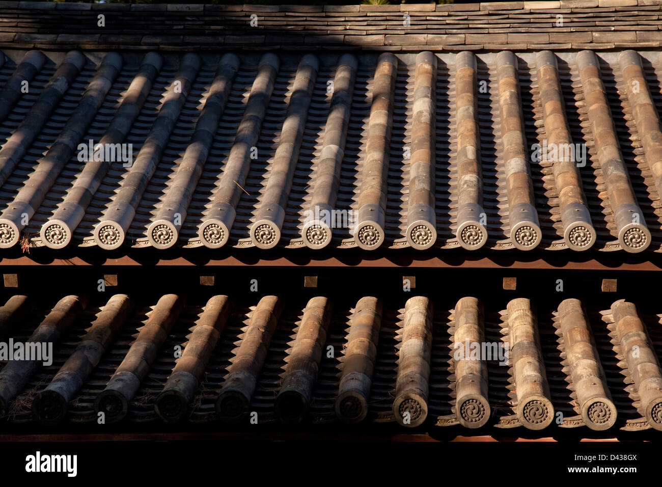 Japanese Roof Tile High Resolution Stock Photography and Images - Alamy