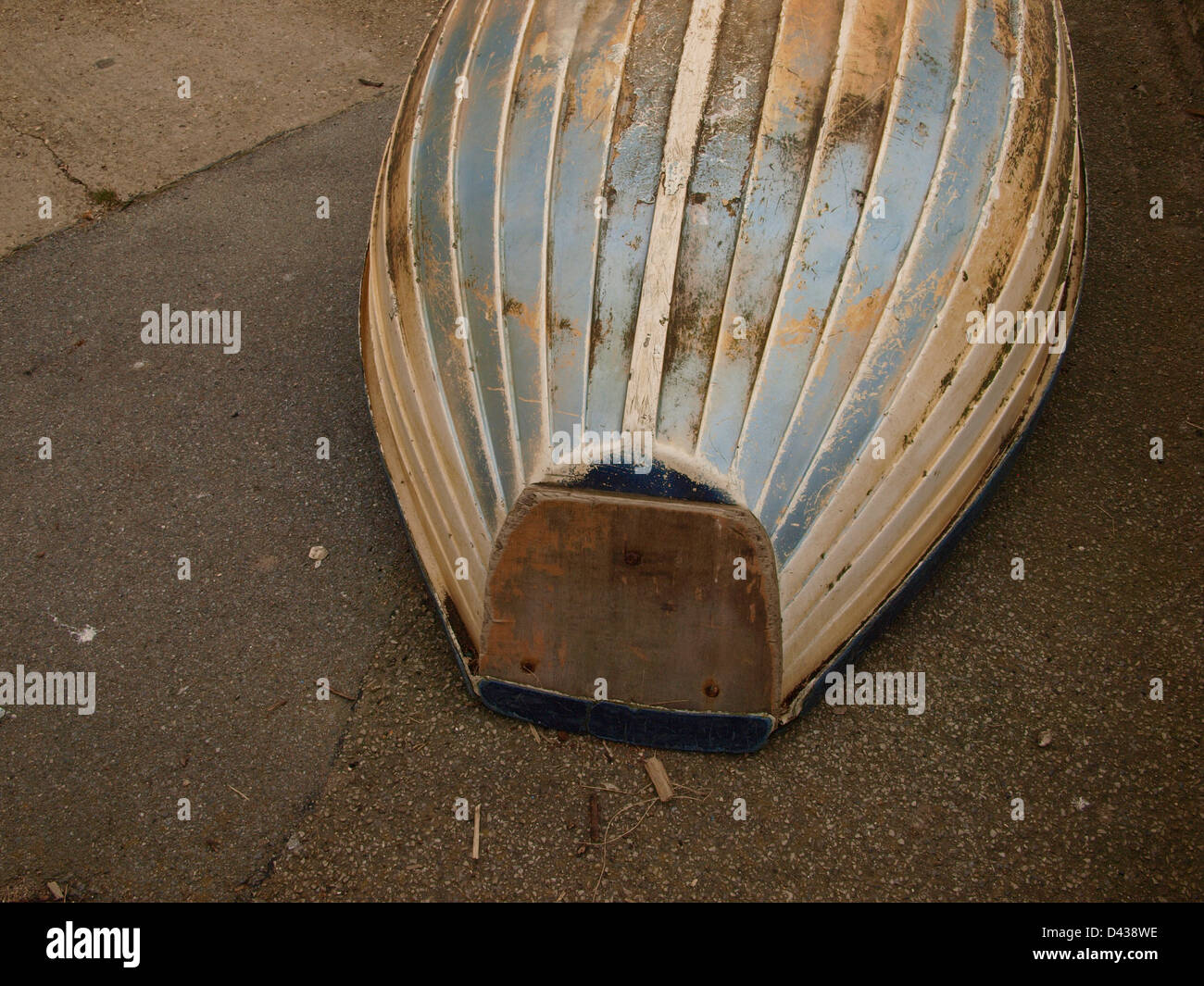 Upturned boat on dry land Stock Photo - Alamy