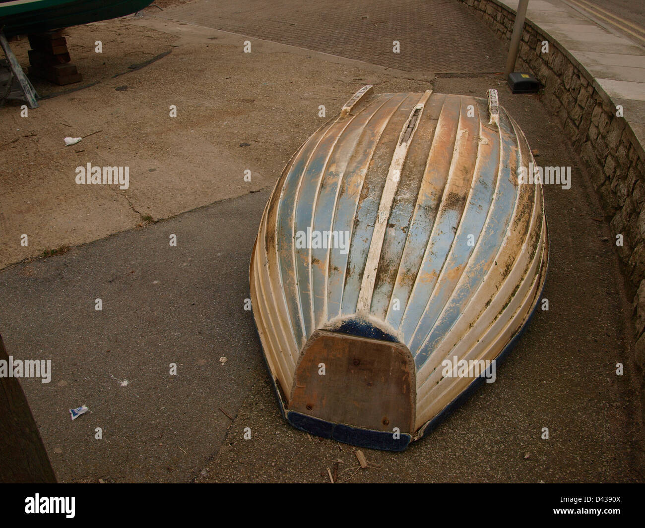 Upturned boat on dry land Stock Photo - Alamy