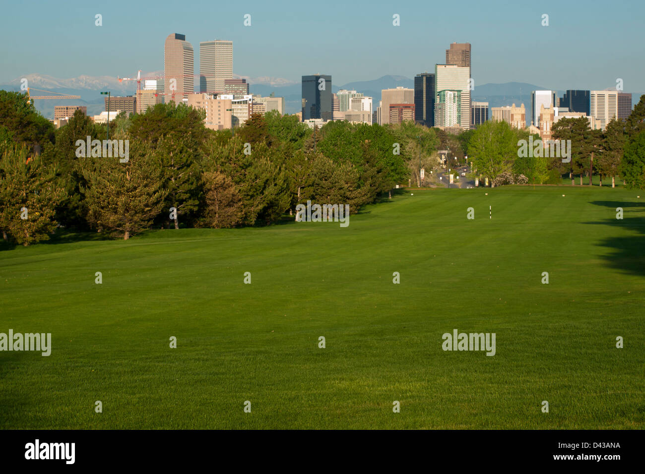 Denver skyline at sunrise Stock Photo - Alamy