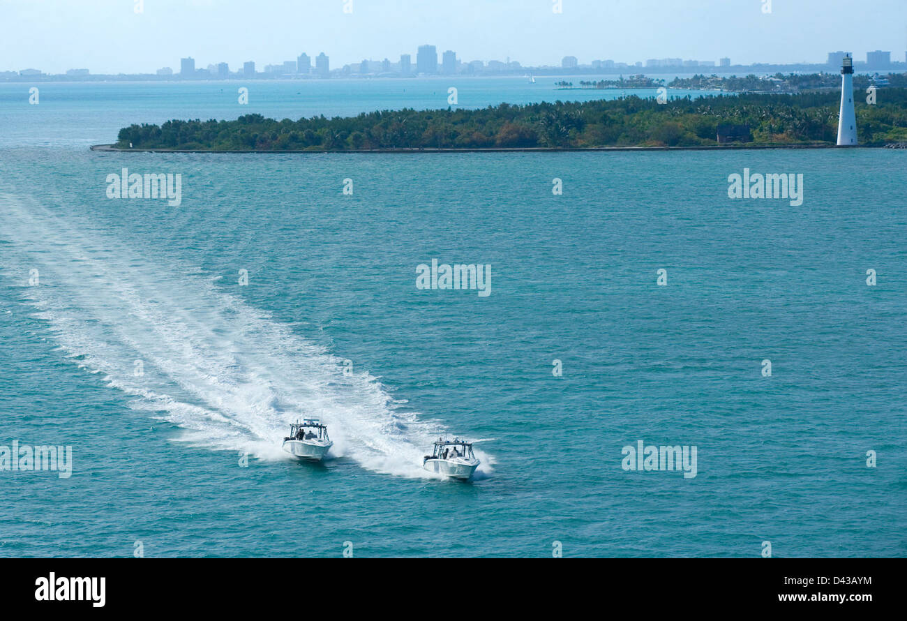 Federal law enforcement agency immigration inspectors the united border ...