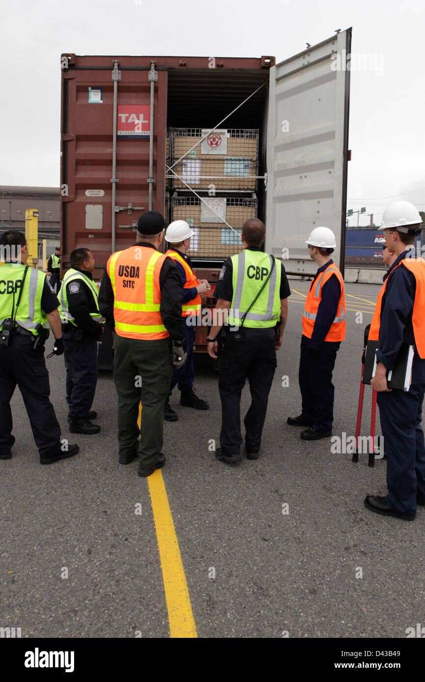 Us border patrol vehicles hi-res stock photography and images - Alamy