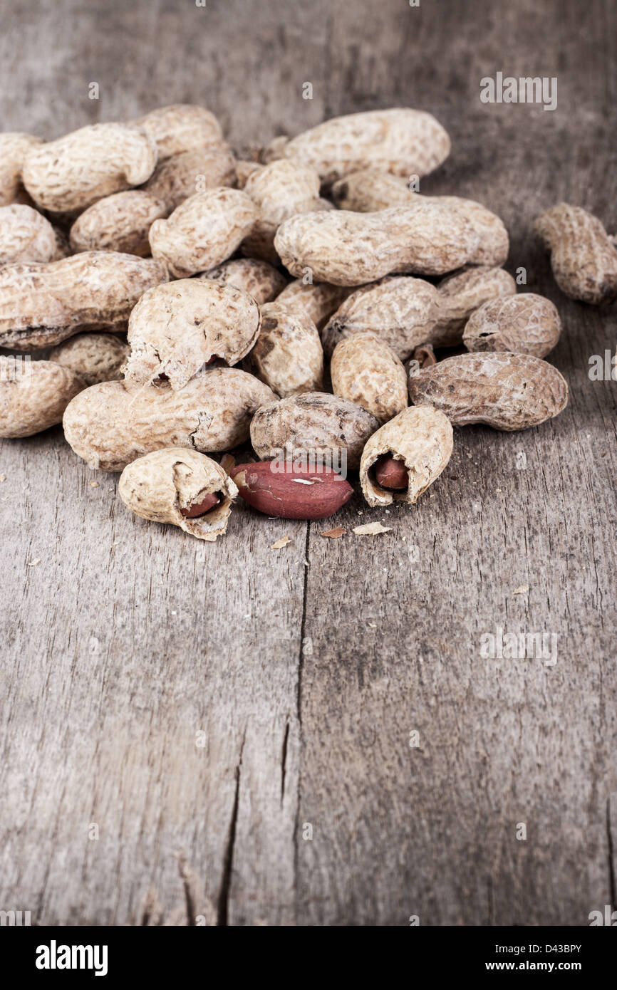 Crushed roasted peanuts hi-res stock photography and images - Alamy