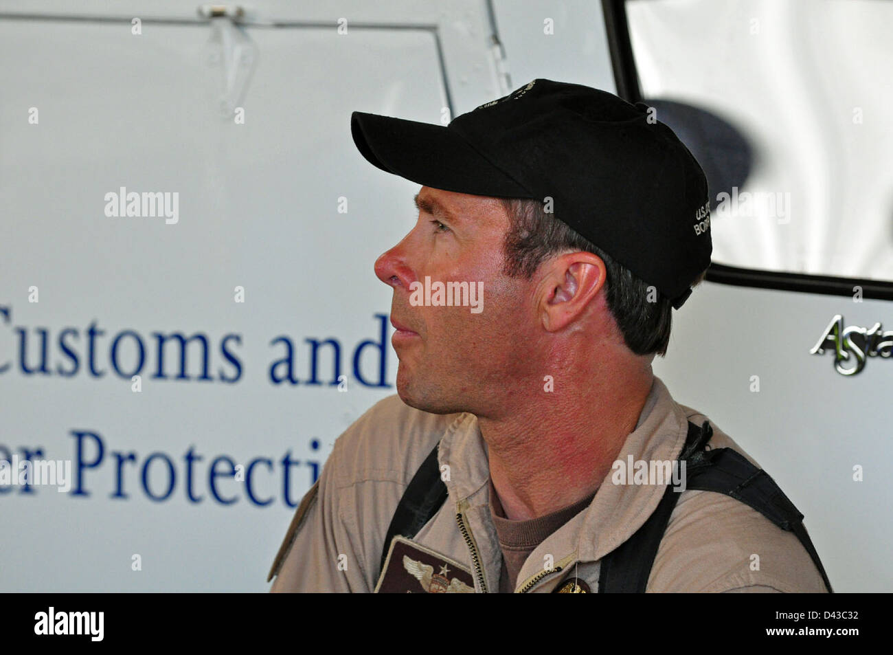 A CBP Air Interdiction Agent demonstrates the importance of air patrols ...