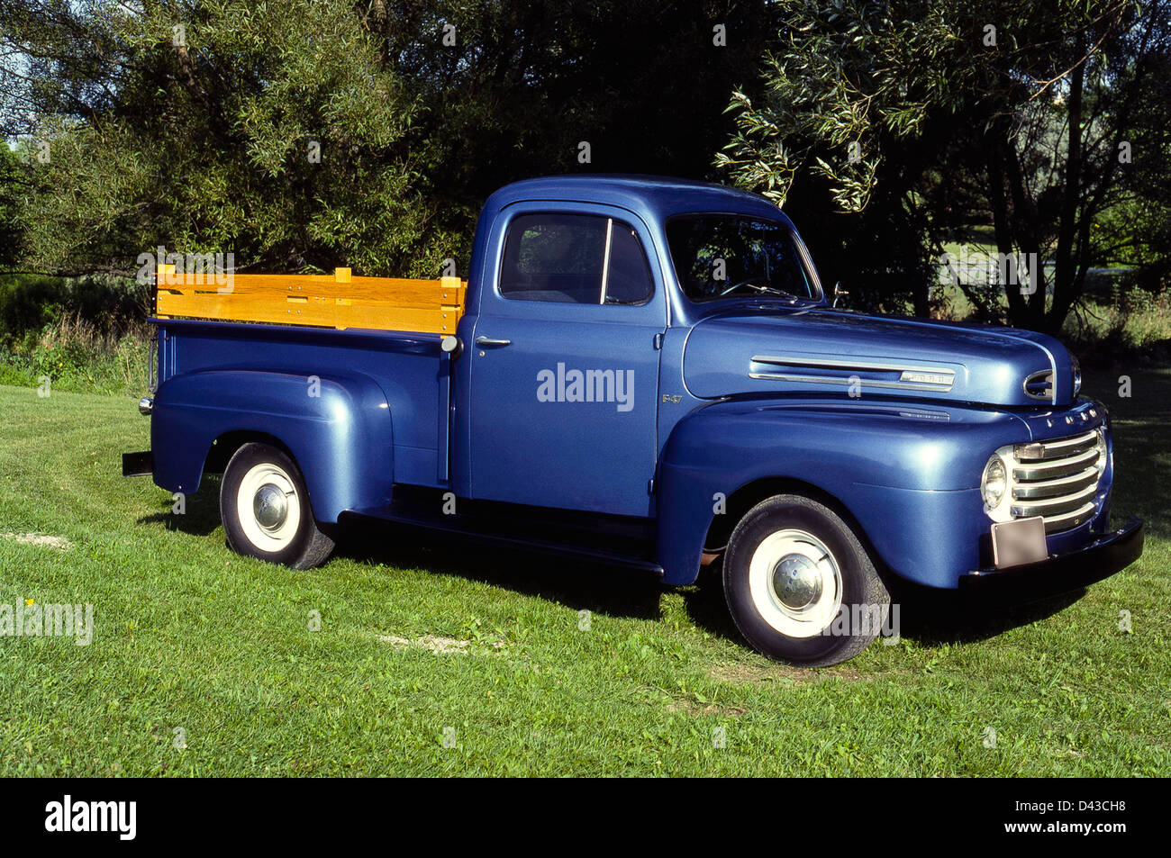 1950 ford pickup truck hi-res stock photography and images - Alamy