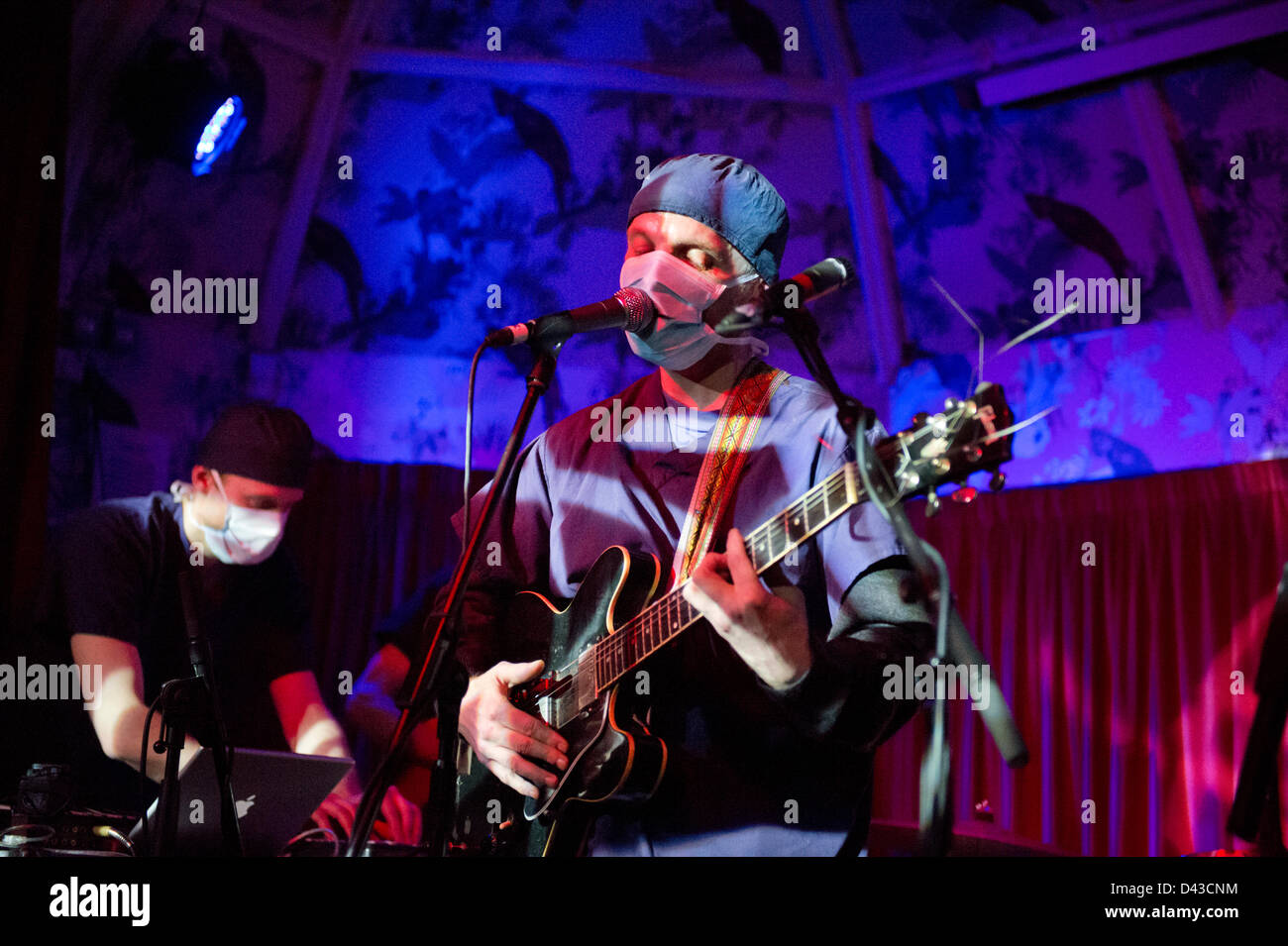 Adrian ade blackburn hi-res stock photography and images - Alamy