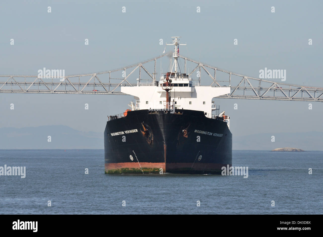 Blue shipping barrel hi-res stock photography and images - Alamy