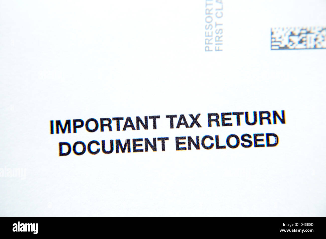 Tax return letter hi-res stock photography and images - Alamy