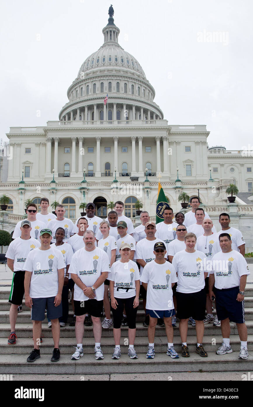 The U.S. Customs & Border Protection group that ran during the 27th Law ...