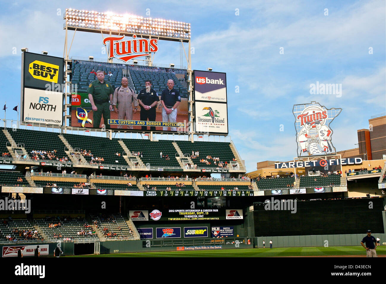 A representation of U.S. Customs and Border Protection (CBP) agents ...
