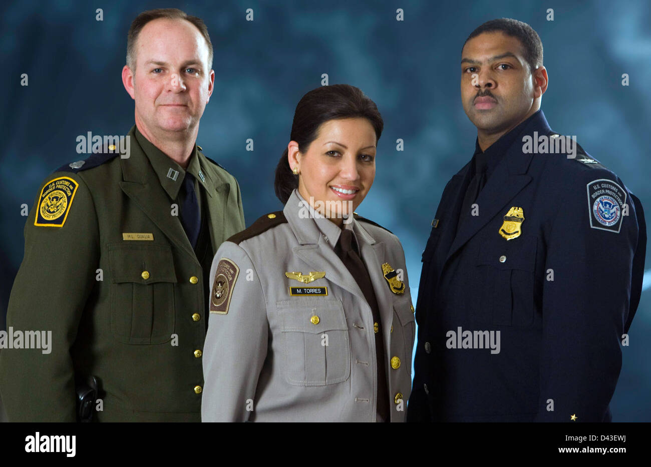 United states cbp officers hi-res stock photography and images - Alamy
