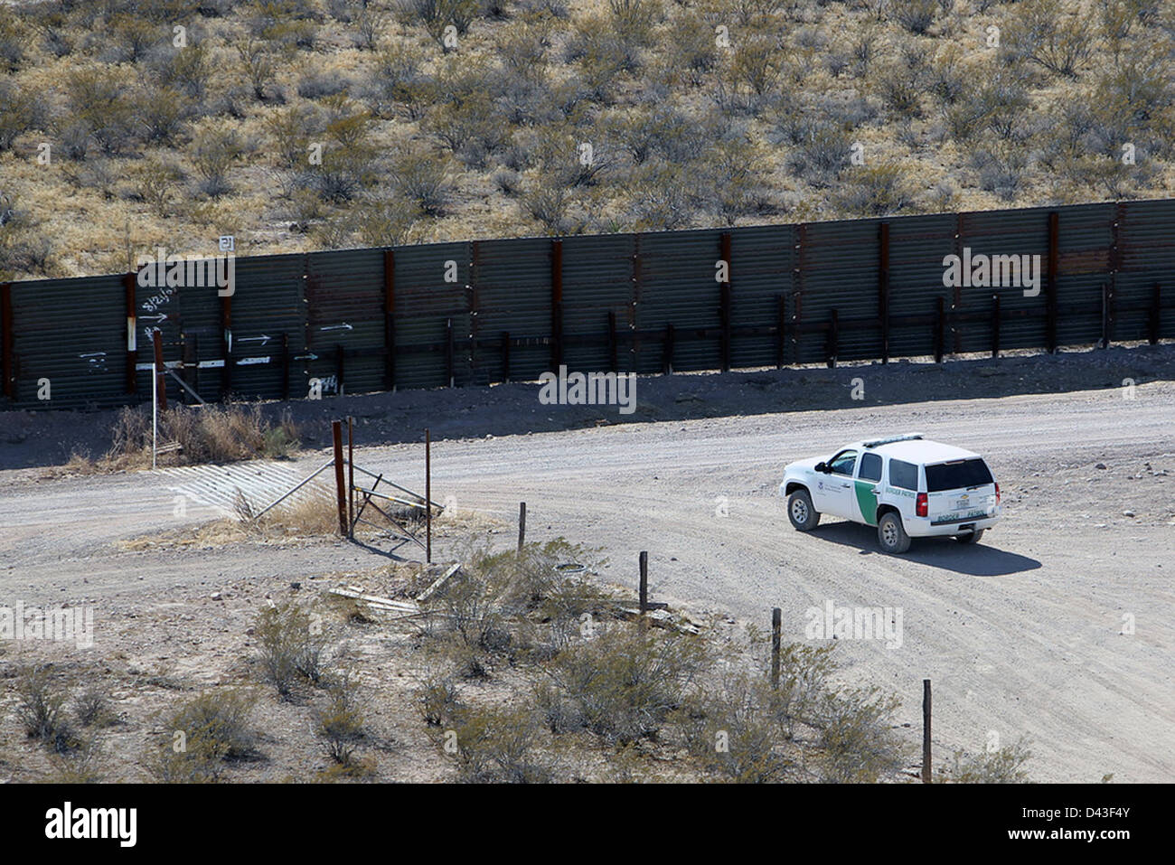 This image documents the Arizona CBP operations, focusing on the ...