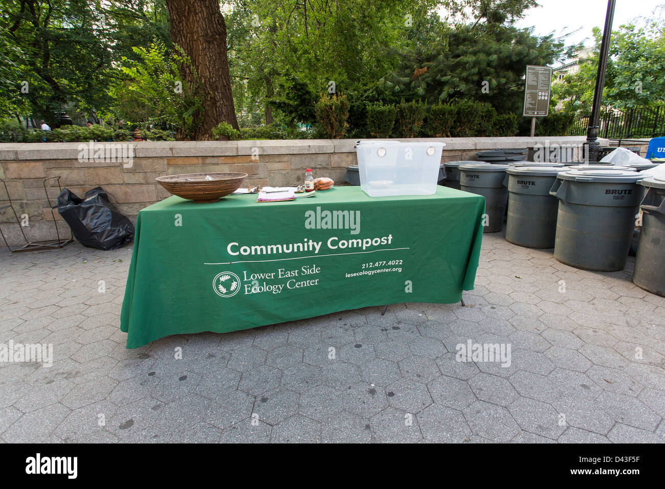 Community compost hi-res stock photography and images - Alamy