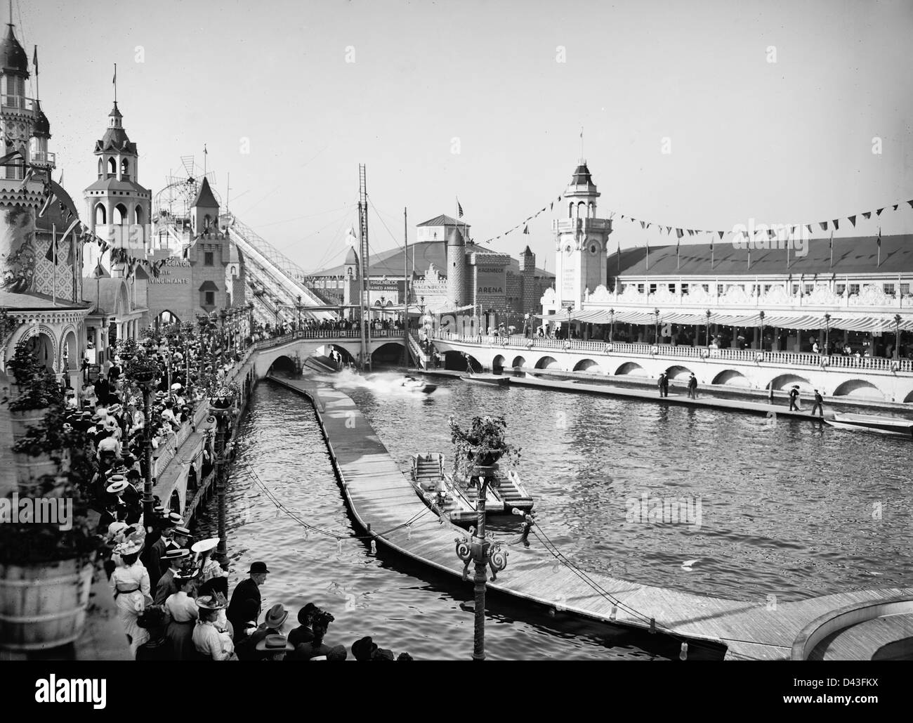 Shoot the Chutes, Luna Park, Coney Island, circa 1910 Stock Photo - Alamy