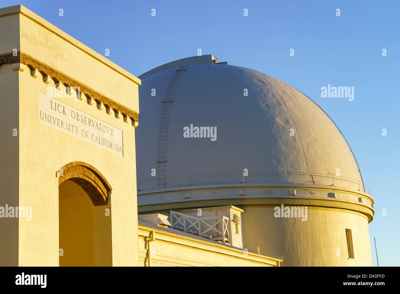 Lick observatory telescope hi-res stock photography and images - Alamy
