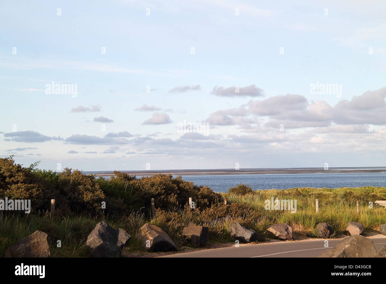 Distant sea horizon hi-res stock photography and images - Alamy