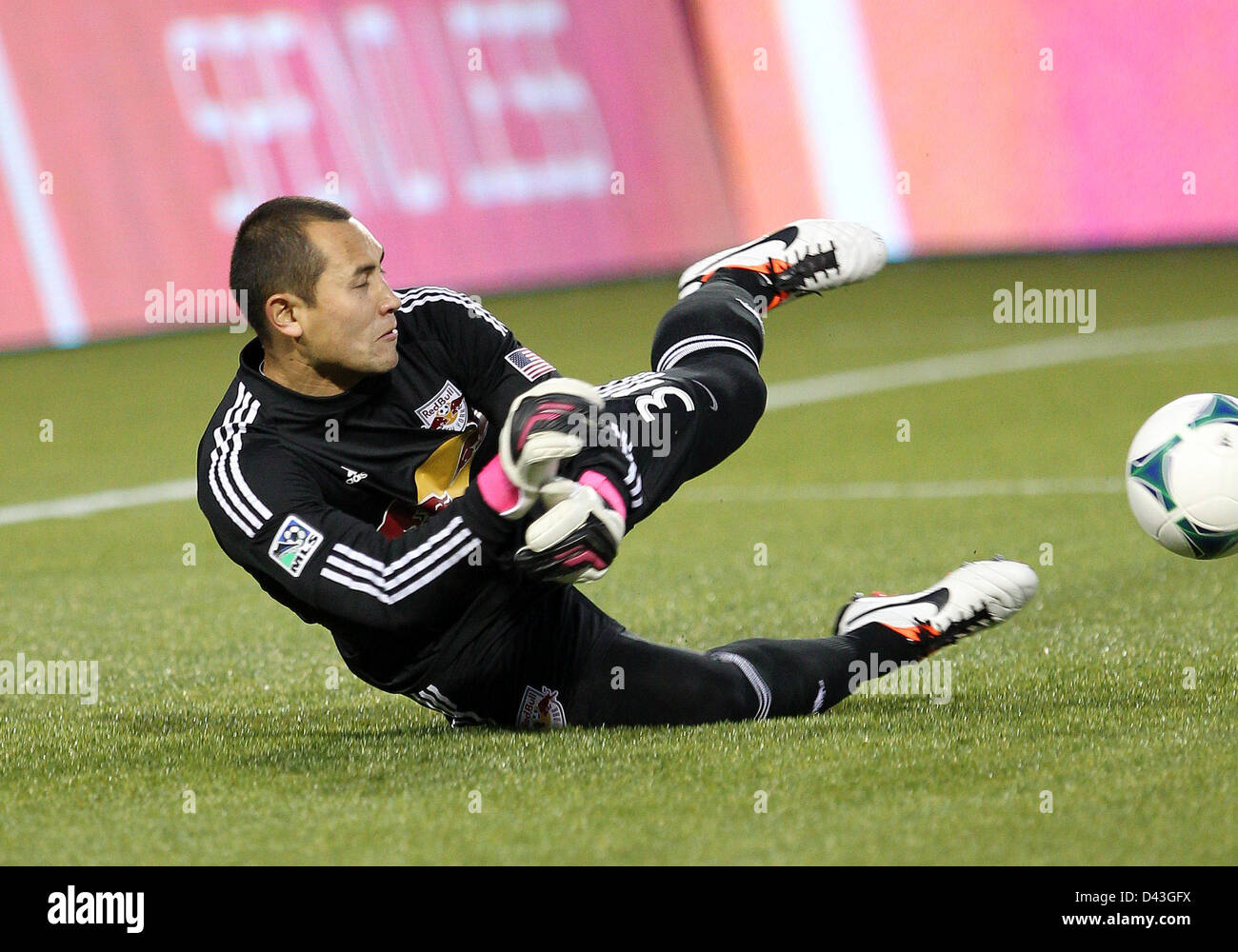 Follow up shot hi-res stock photography and images - Alamy