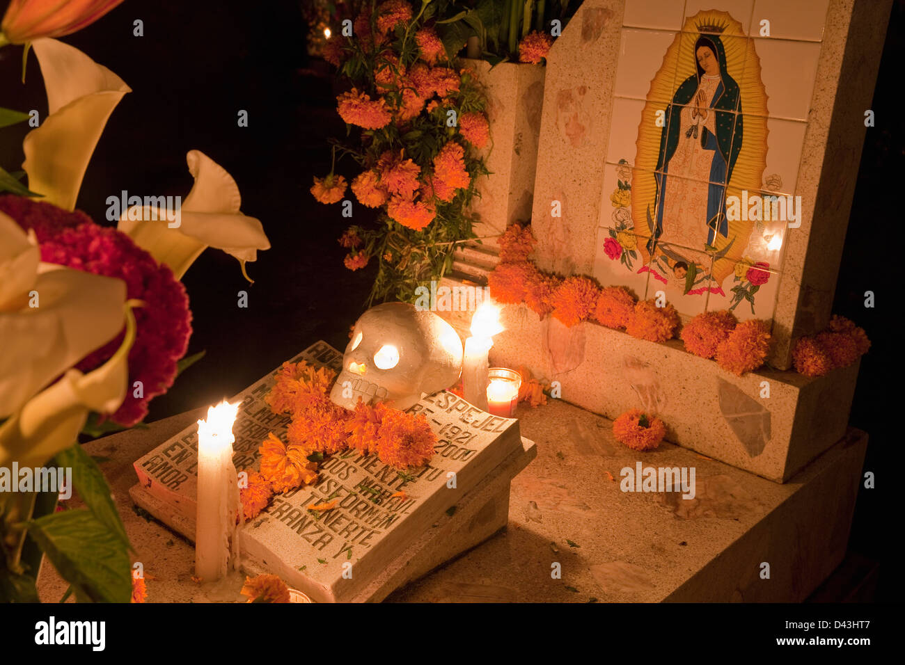 Mexico cemetery hi-res stock photography and images - Alamy