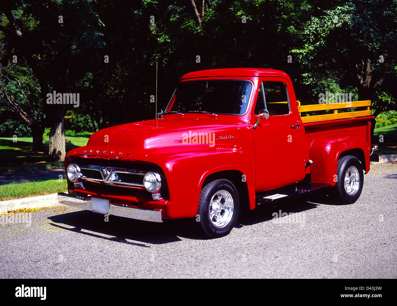1953 Ford Mercury M-100 Pick Up Truck Stock Photo - Alamy
